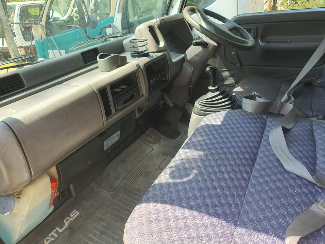 Nissan Atlas Truck Series Review - Interior, Exterior and Features ...